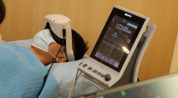 Beyond Gaming: VR Application to Pain Management